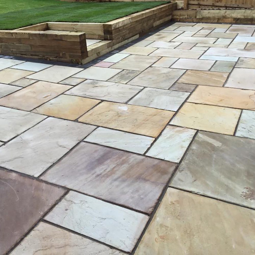 EM 22mm Fossil Riven Natural Sandstone Paving Patio Pack (15.3m²)
