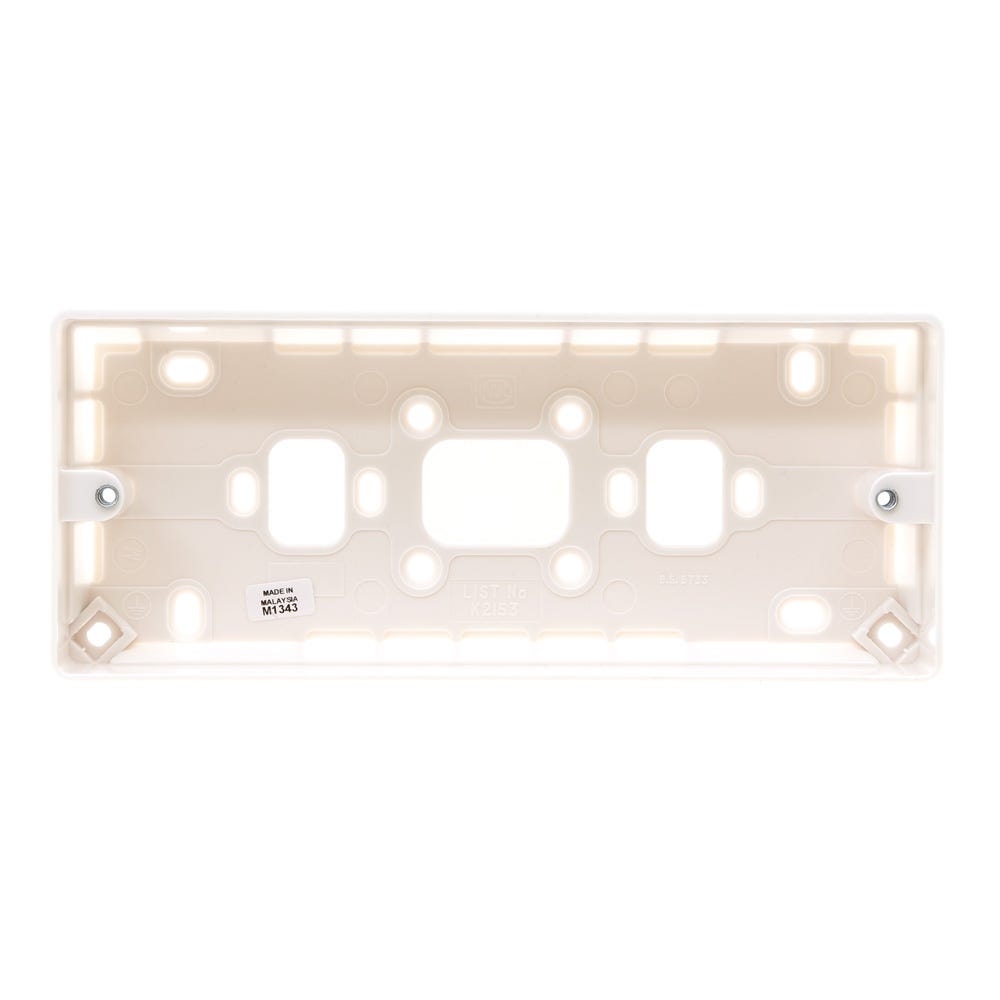 MK 30mm 3 Gang Surface Plastic Mounting Box K2153WHI