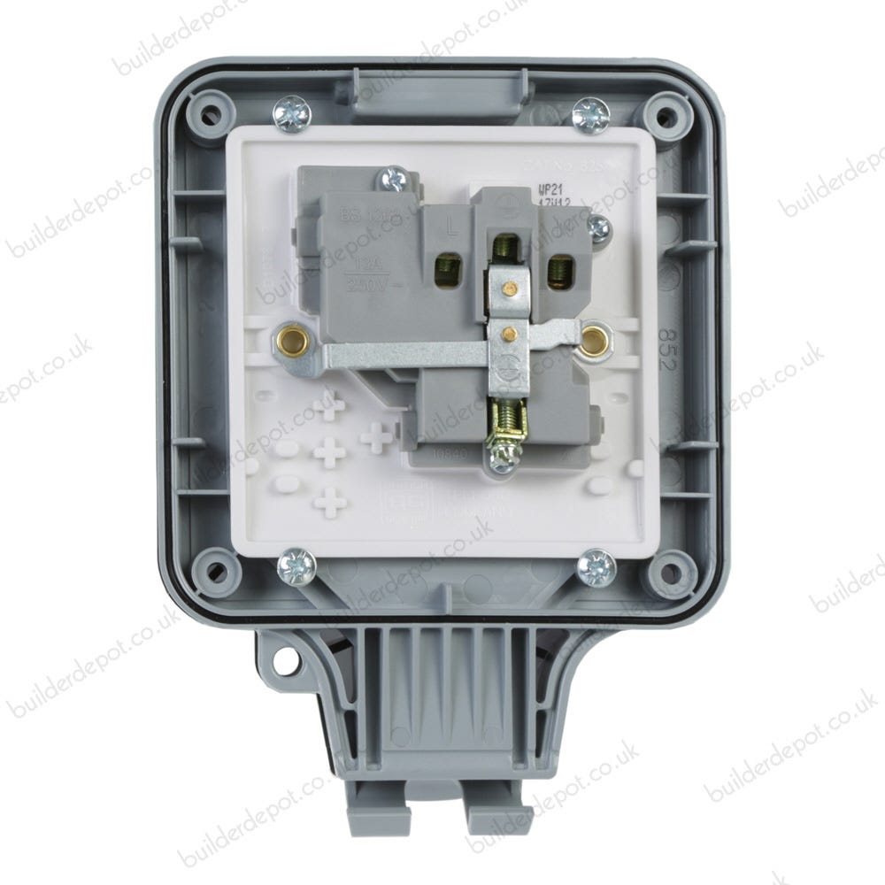 BG Nexus 13A 1 Gang IP66 Switched Socket WP21-01