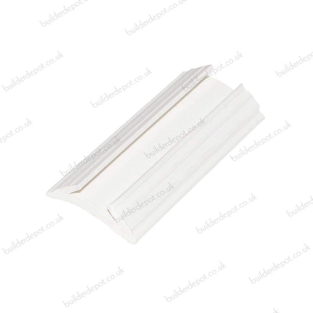 18mm x 18mm Richard Burbidge Plastic Scotia 2400mm FB341 Pack of 10